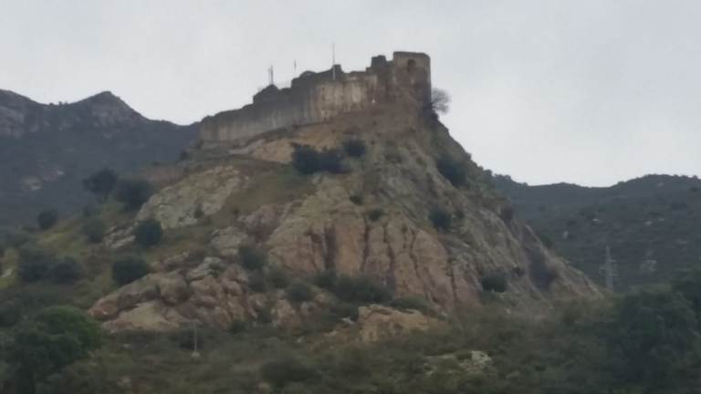 The Castle, the Golden Goat and Dalí | What to do in Barcelona